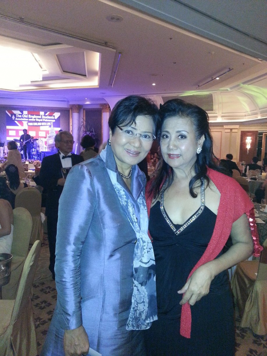 คุณซาร่าห์-สรีรพัฒน์ อินทรศิริ ยามนี้ ก็ยังยุ่งไม่เสร็จค่ะ - Soceleb.net